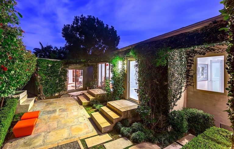 Glamorous Mid-Century Modern Luxury with a Pool in Laughlin Park!