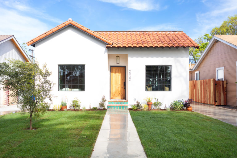 Marvelous Modern Spanish with Oversized ADU in Red Hot Jefferson Park!