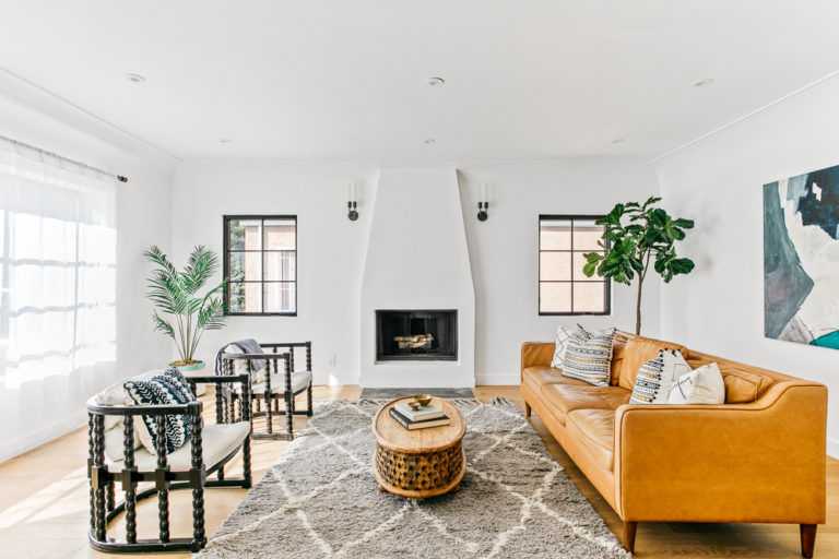 SOLD FOR $1,150,000! Inspired 3Bed | 2 Bath View Park Villa by HELLO HOMES