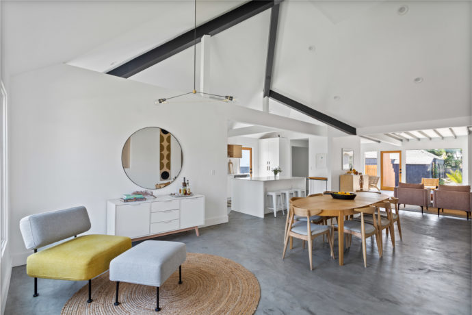 View Park Architectural Compound Is A Work From Home Dream!