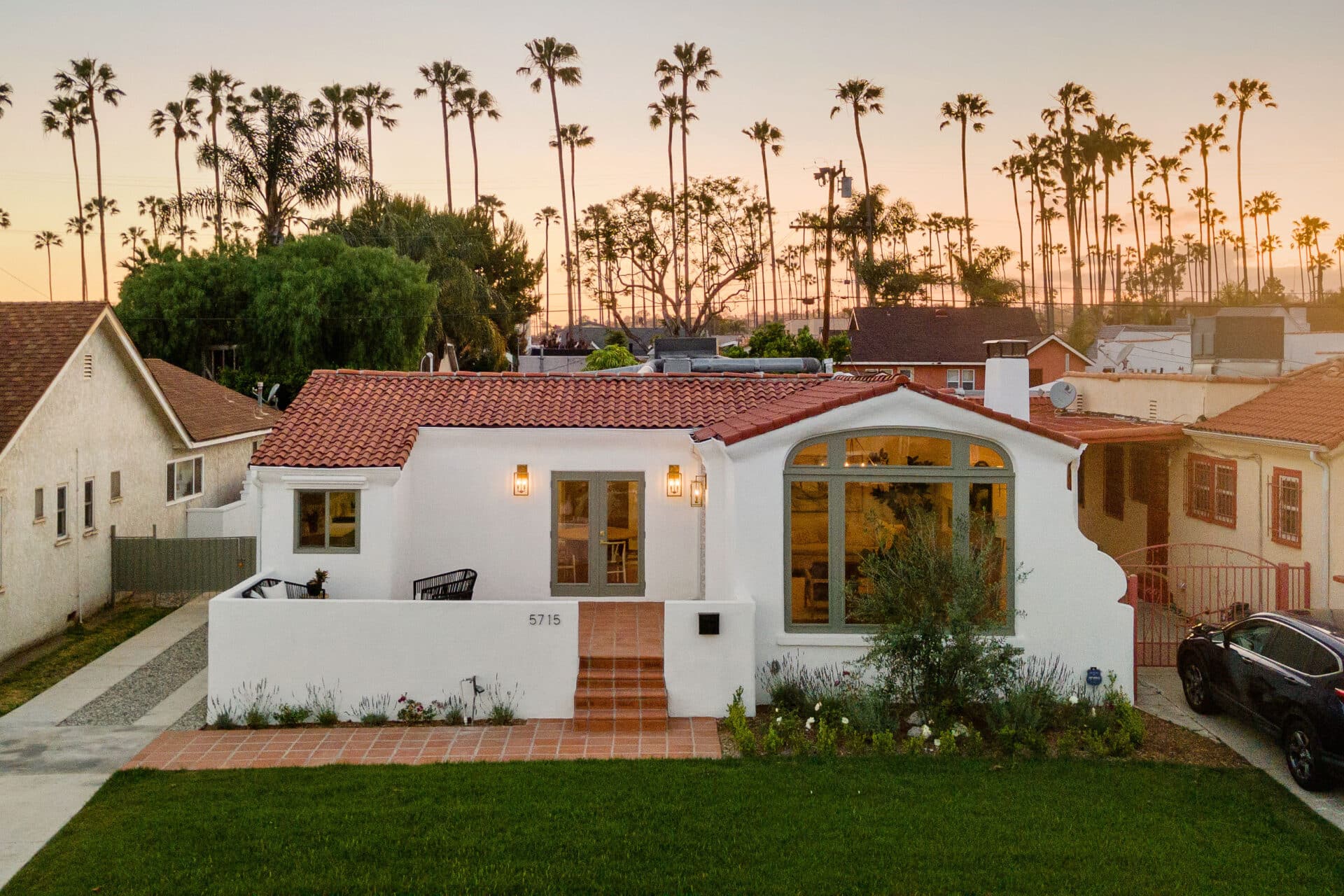 Sunsplashed Spanish Stunner with huge yard