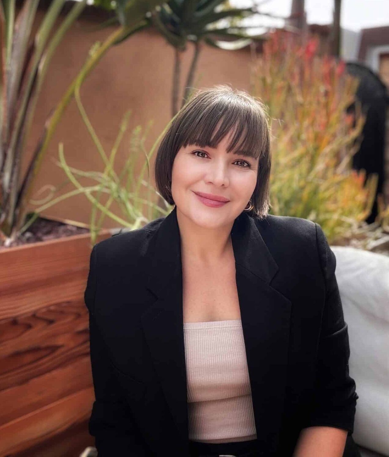 Meet Lorien Olsen | ACME Real Estate Los Angeles Agent